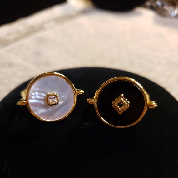 Black onyx and mother of pearl rings store
