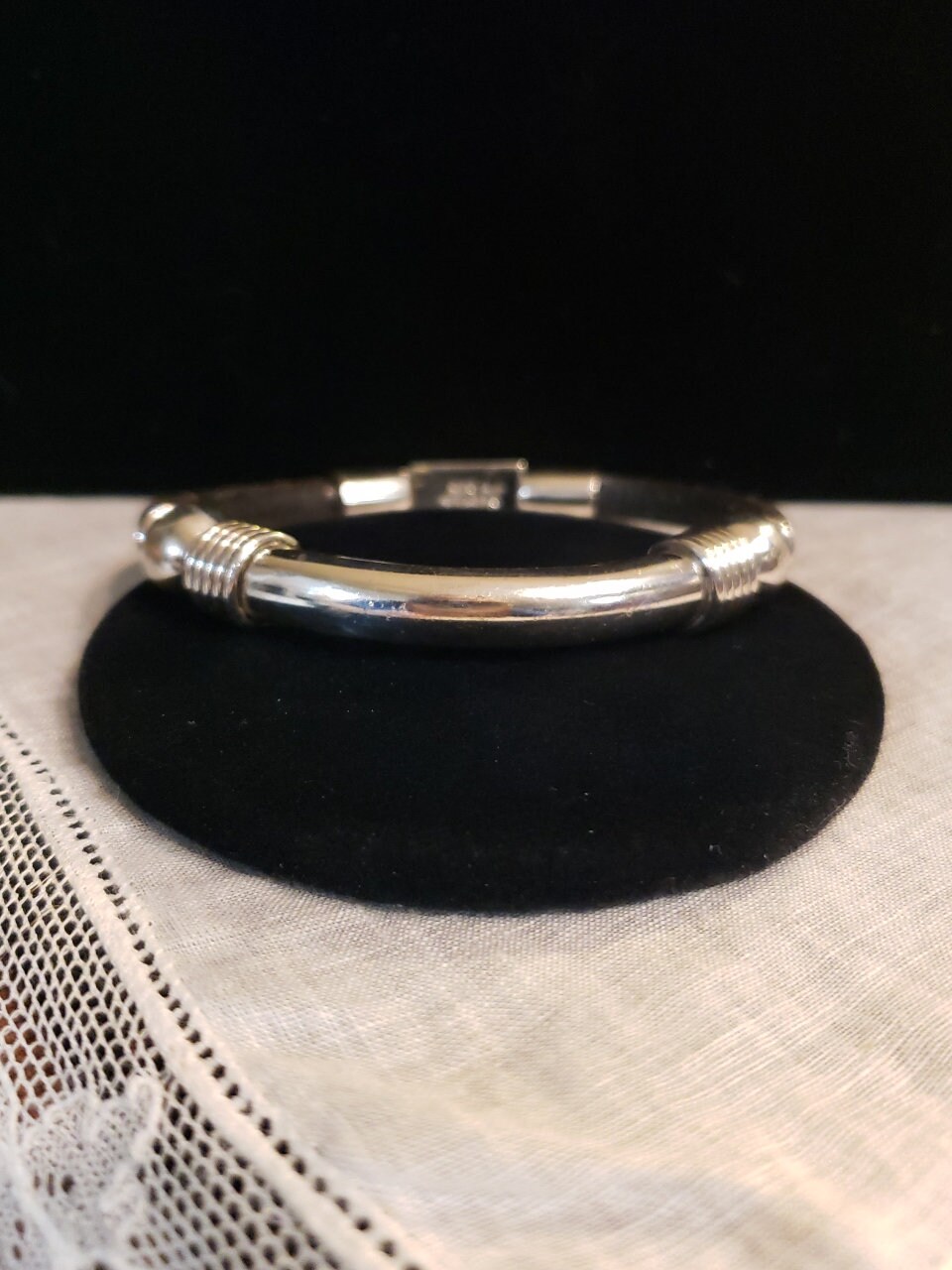STERLING SILVER & Leather Bangle Bracelet, 7.5 STERLING SILVER & Leather Bangle Bracelet, 7.5