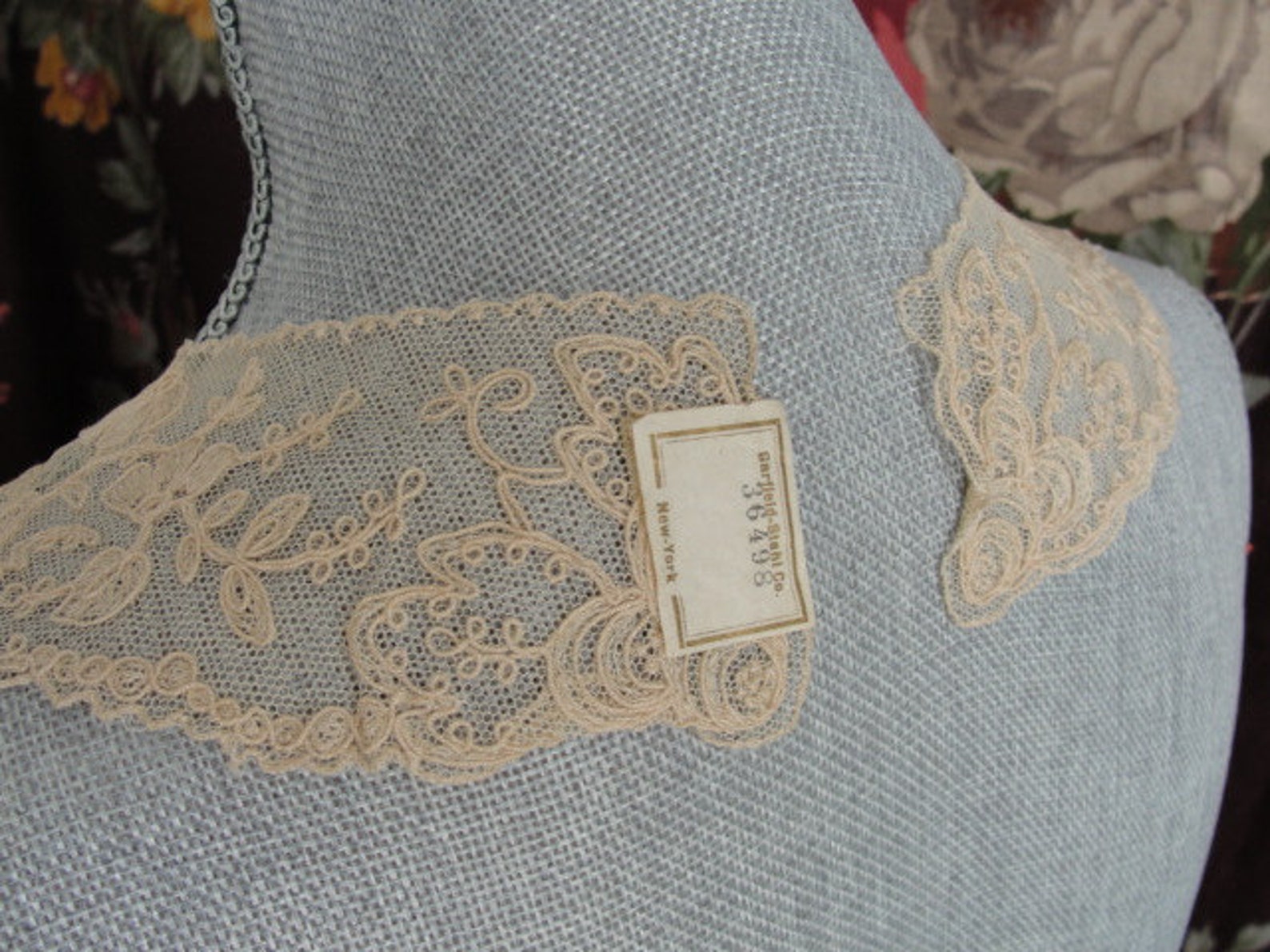 20s ART DECO French Lace Ladies Collar Intricate ROSES Lace Pattern ...