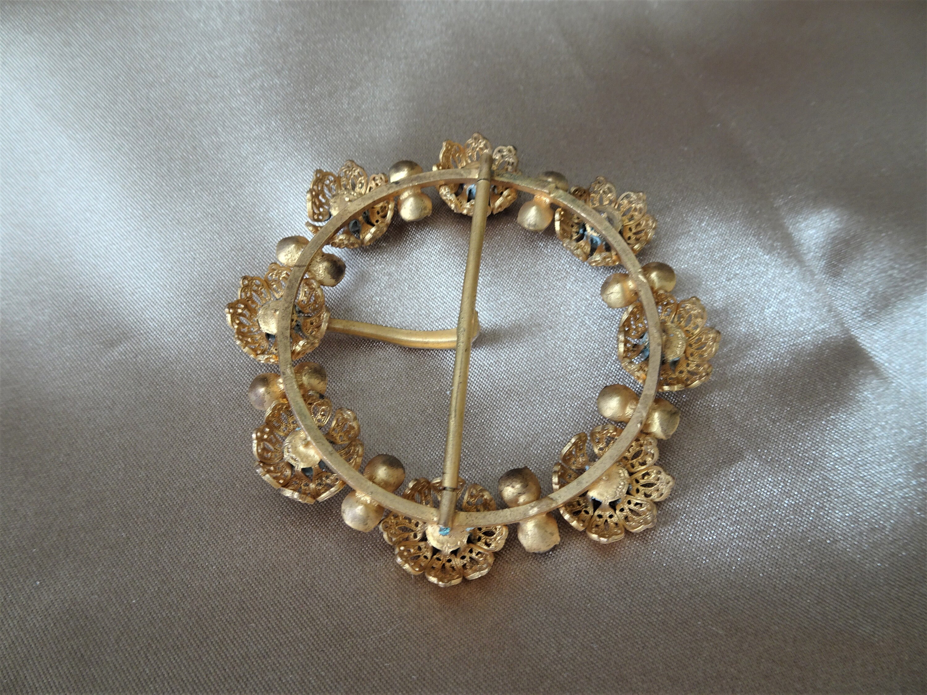 LOVELY Vintage Belt Buckle,beautiful Filigree Metal,gray Faux Pearls ...