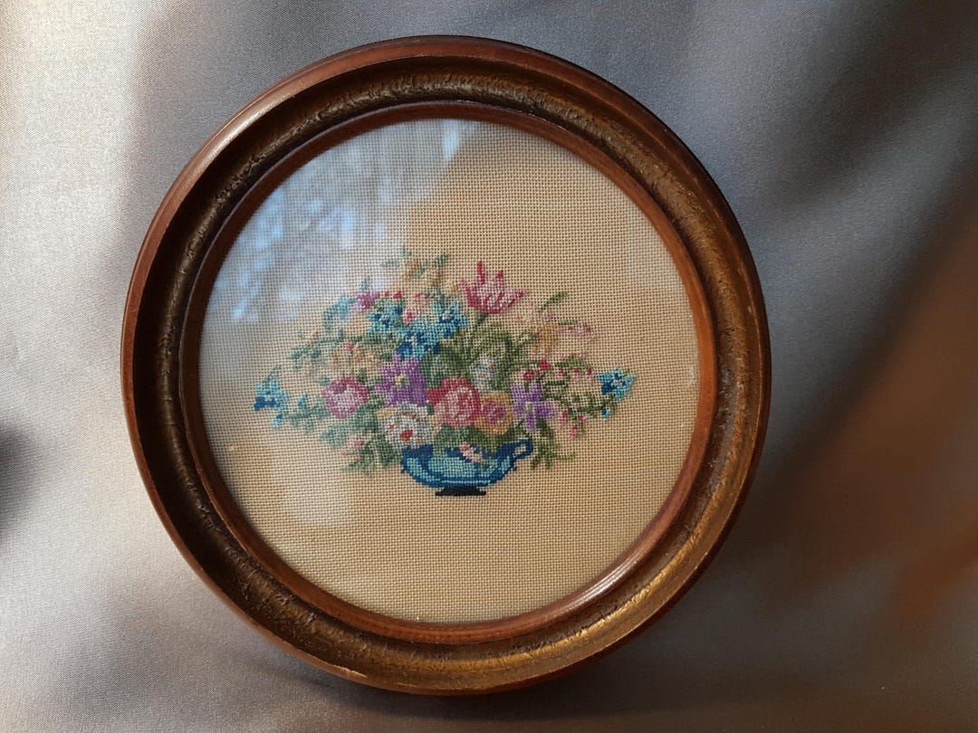 CHARMING Vintage 1920s Petit Point Picture,ornate Gilt Frame,roses ...