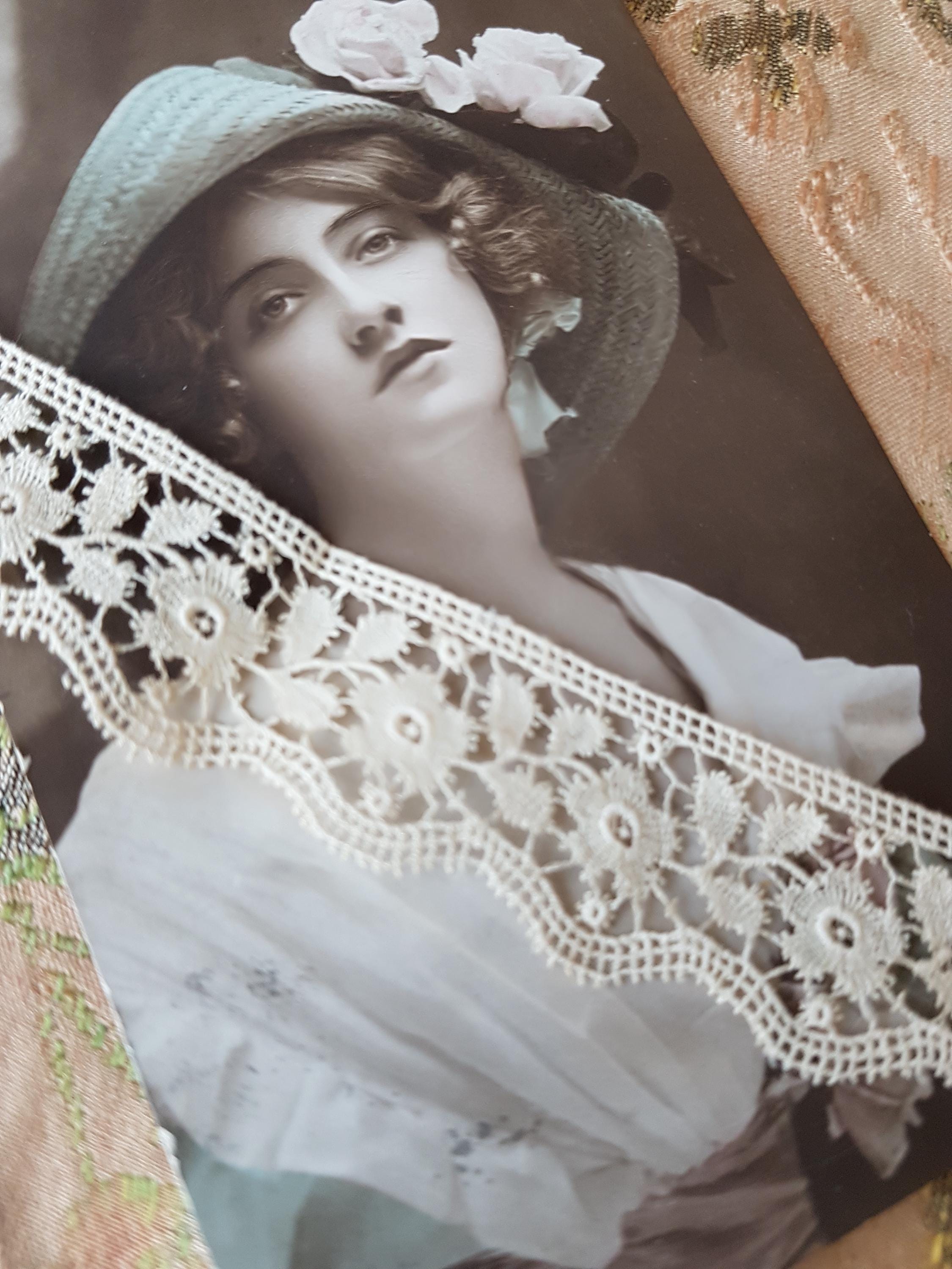 BEAUTIFUL Lace Trim ,intricate Pattern for Clothing,dolls,flapper Dress ...