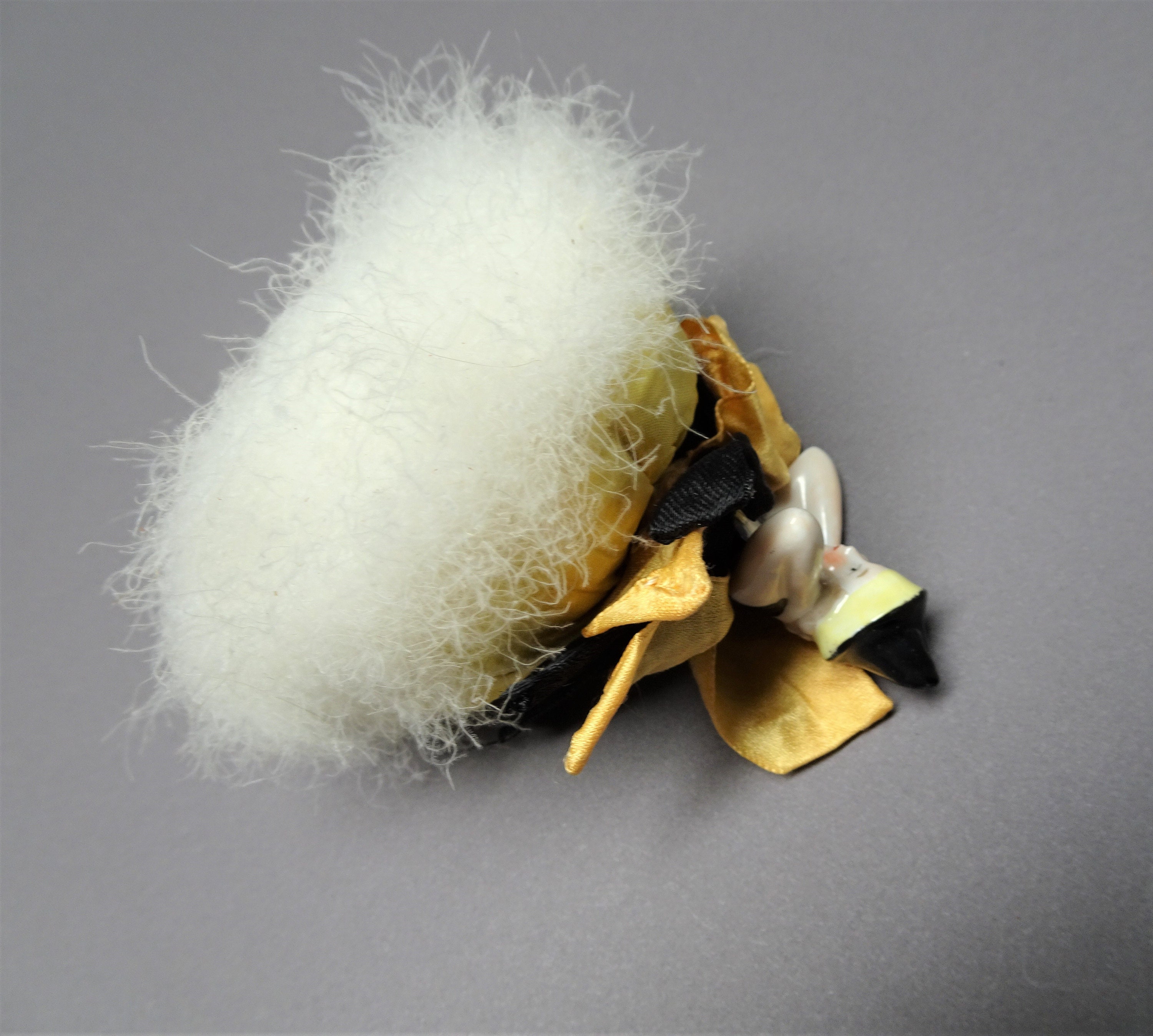 BEAUTIFUL Swan Down Feather Powder Puff,art Deco Porcelain Handle ...