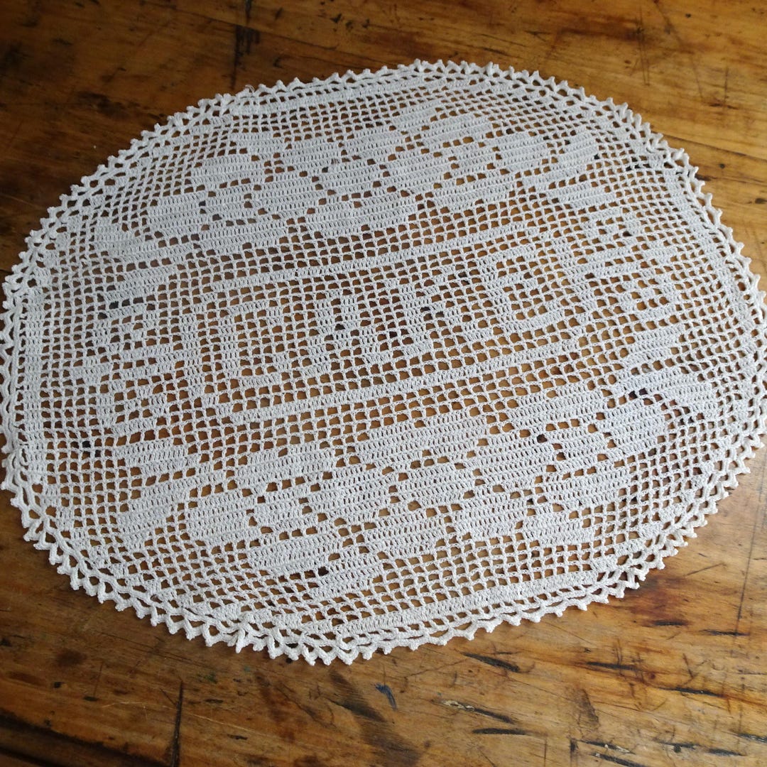 Antique Fine Filet Lace CAKE Doily, Beautiful Hand Made, Crochet Lace ...