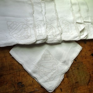 BEAUTIFUL Vintage 1920s-30s Set of 8 Linen Napkins, Hand Embroidered ...