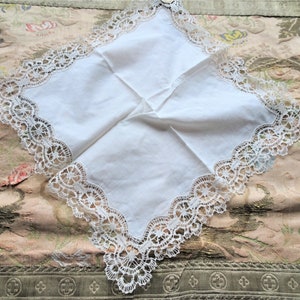 GORGEOUS Rare French Hanky,original Tag,bobbin Lace Handkerchief,bridal ...