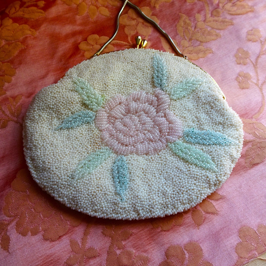 BEAUTIFUL 1950s Hand Beaded Evening Purse, Pastel Color Glass Beads ...