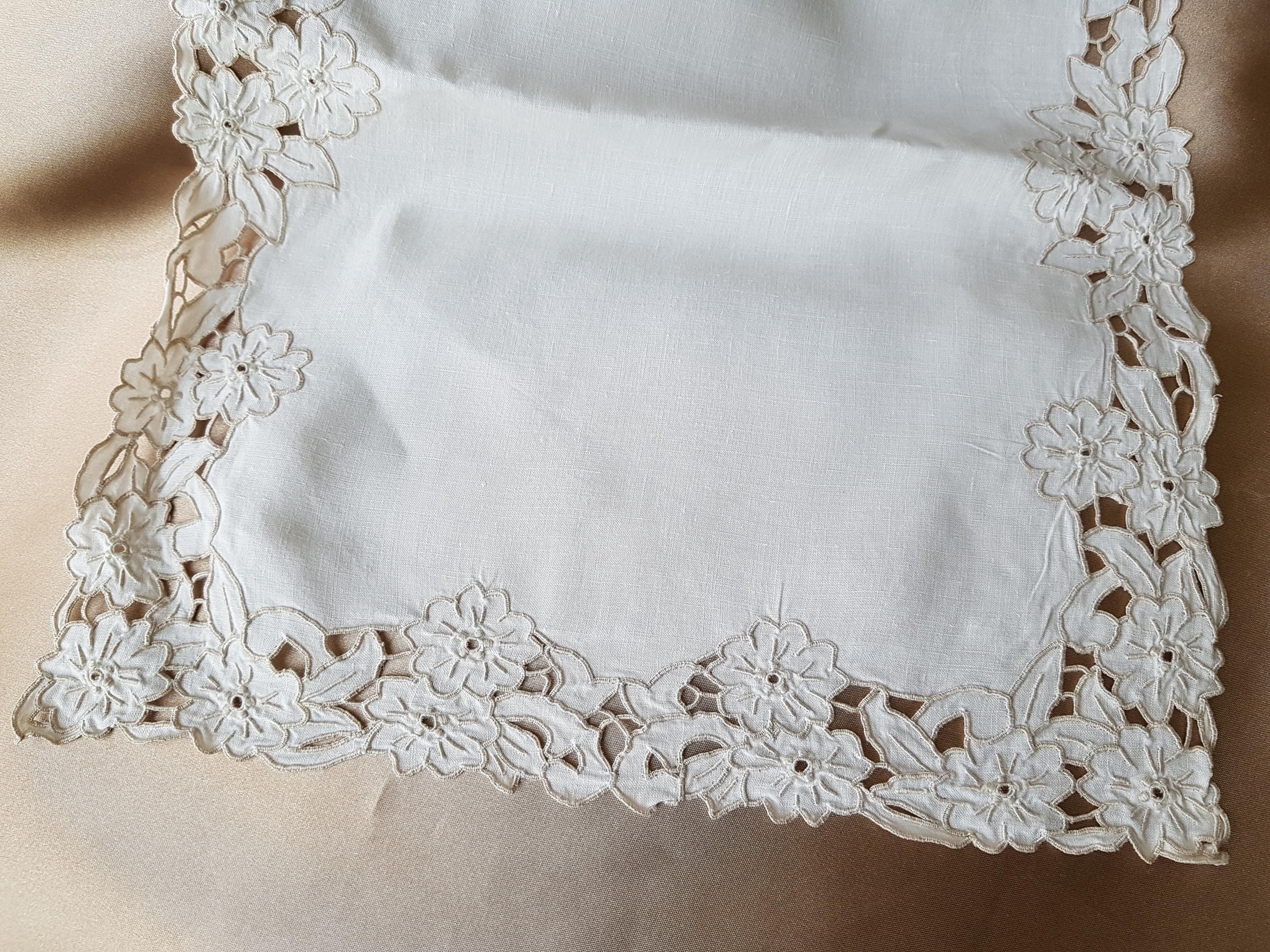 VINTAGE Madeira Tray Cloth Centerpiece Doily, Hand Embroidered, Floral ...