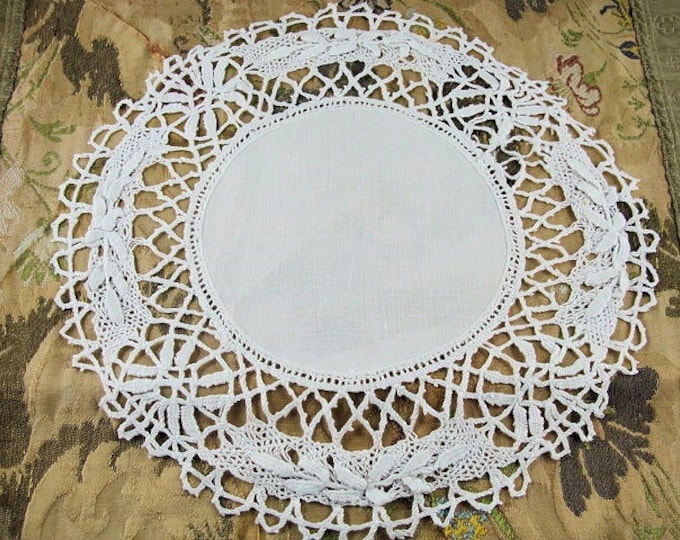 BEAUTIFUL 1920s Vintage Cluny Wide Bobbin Lace Edge Linen Doily Table ...