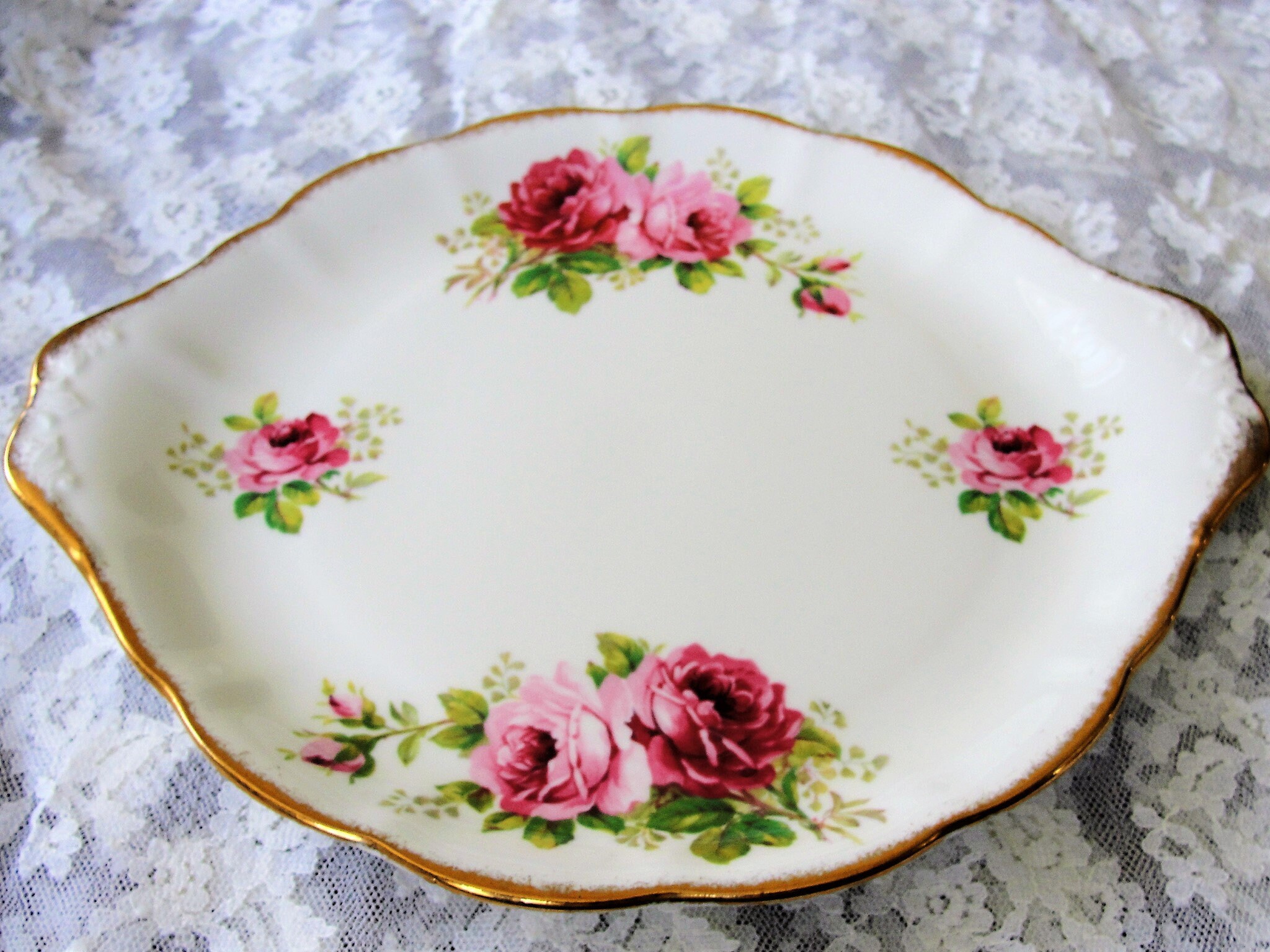 BEAUTIFUL Royal Albert American Beauty Cake Plate,paul Longpre Lush ...