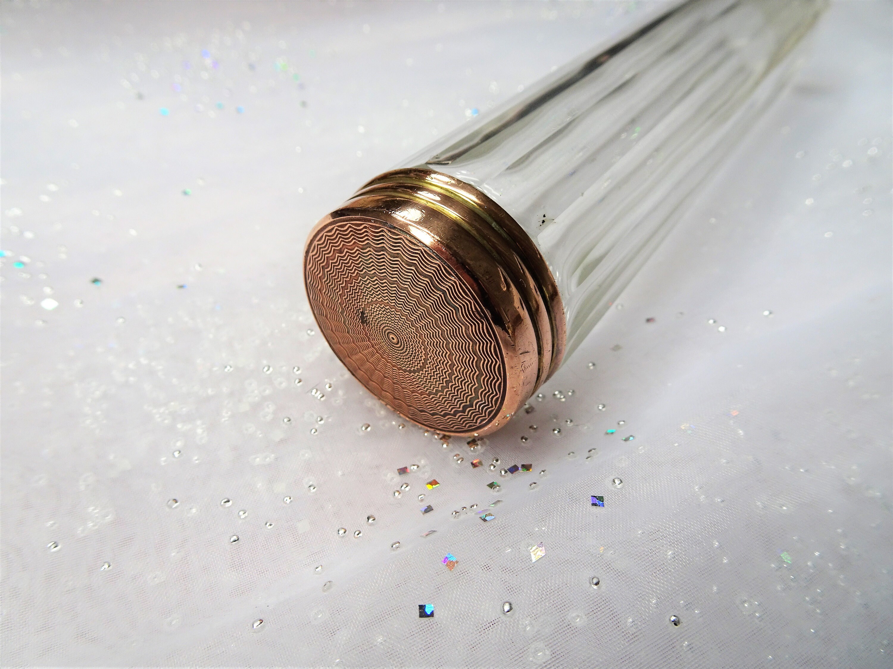 GORGEOUS Elegant Cut Crystal Vanity Bottle Engine Turned Top in Rose ...