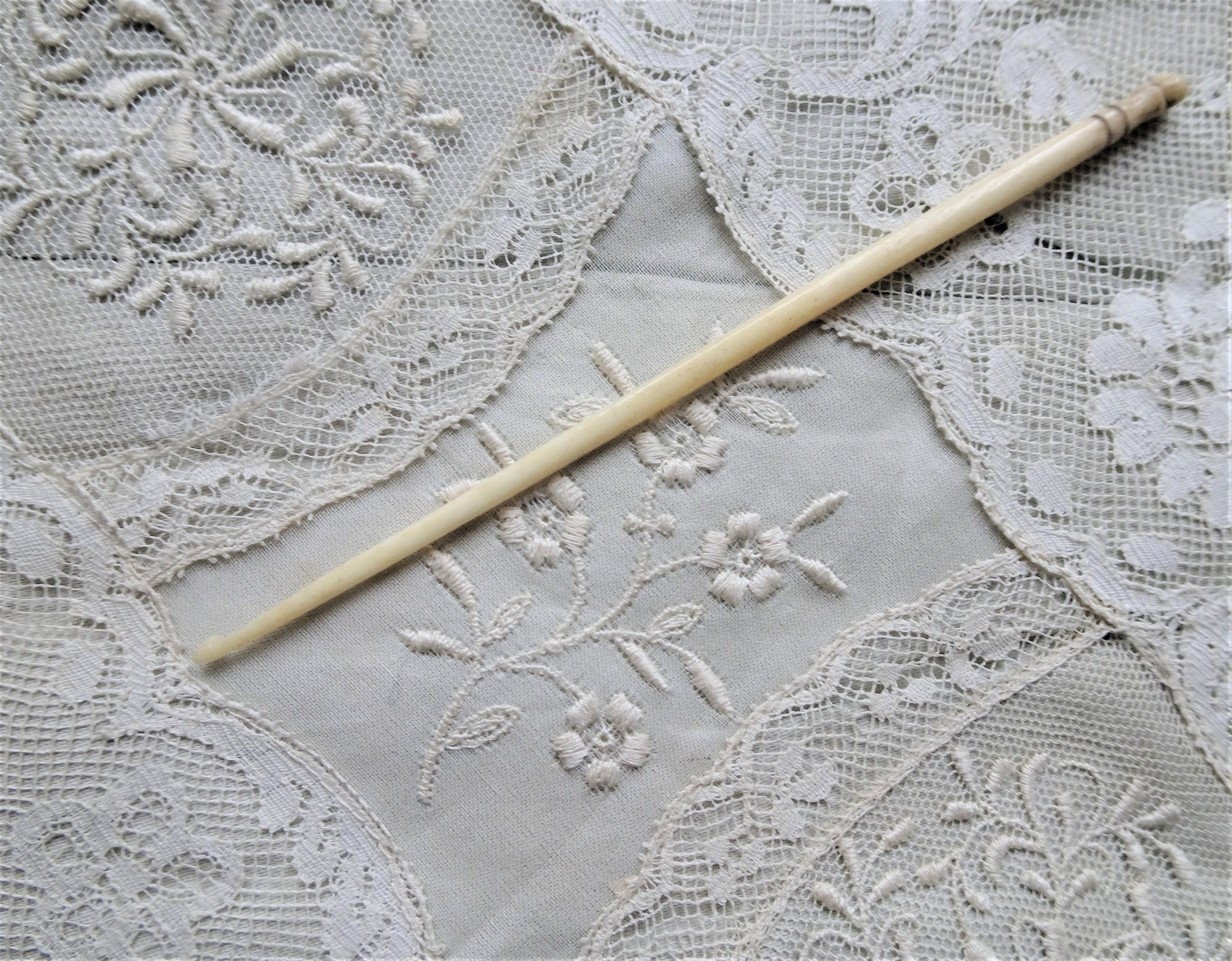 LOVELY Antique Crochet Hook, Elegant Carved Bone Crochet Hook,very Fine ...