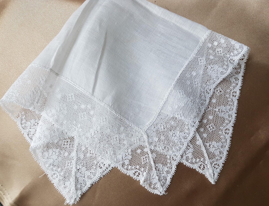 Beautiful Vintage BRIDAL WEDDING Handkerchief Linen,wide French Lace ...