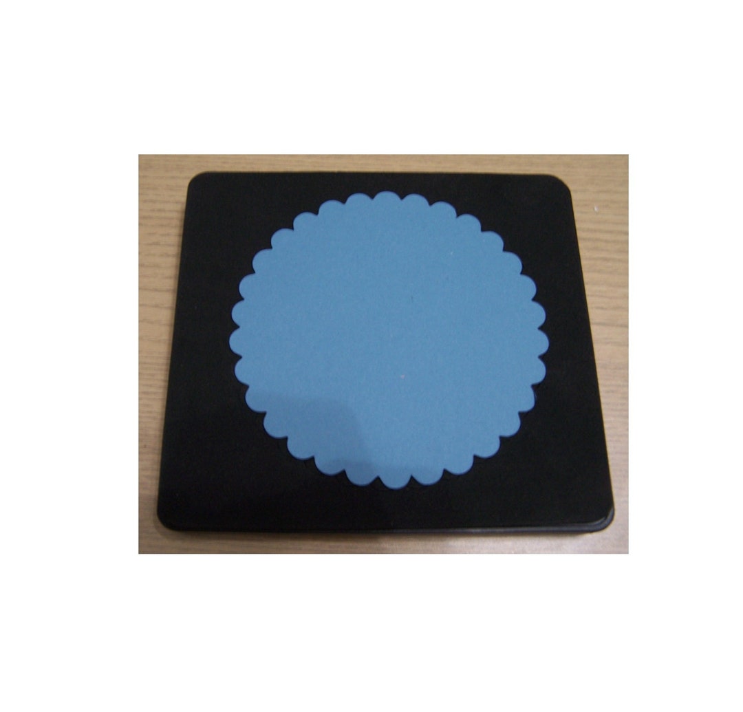 Sizzix Scallop Circle Die Retired Large Scallop Circle Die Gently Used ...