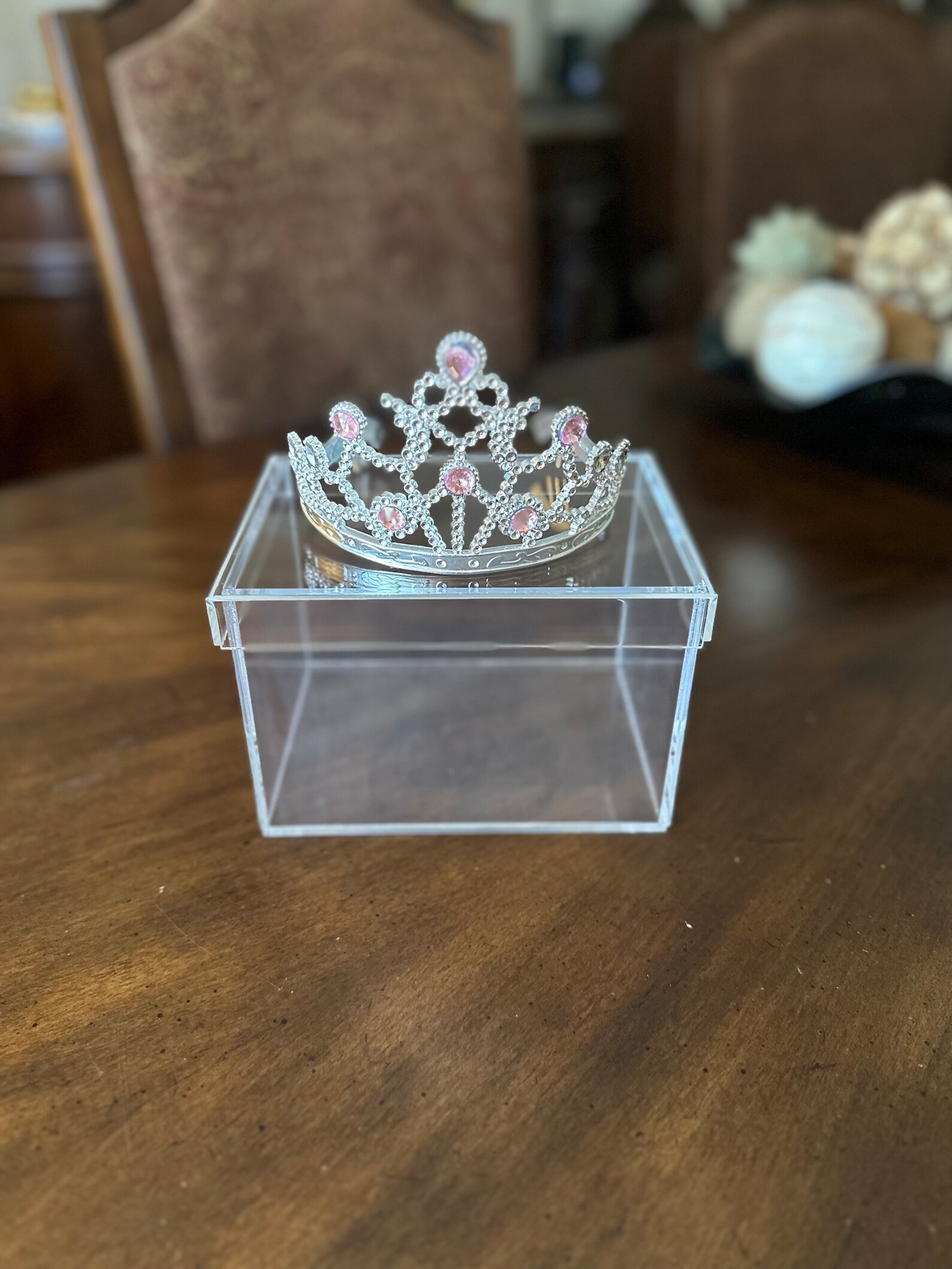 Quinceanera Crown or Tiara Display Box - Beautiful Sturdy Acrylic Box ...