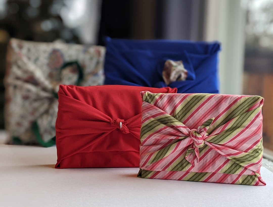 Fabric Gift Wrap, Reusable Gift Wrapping Cloth, Upcycled, Wrapping ...