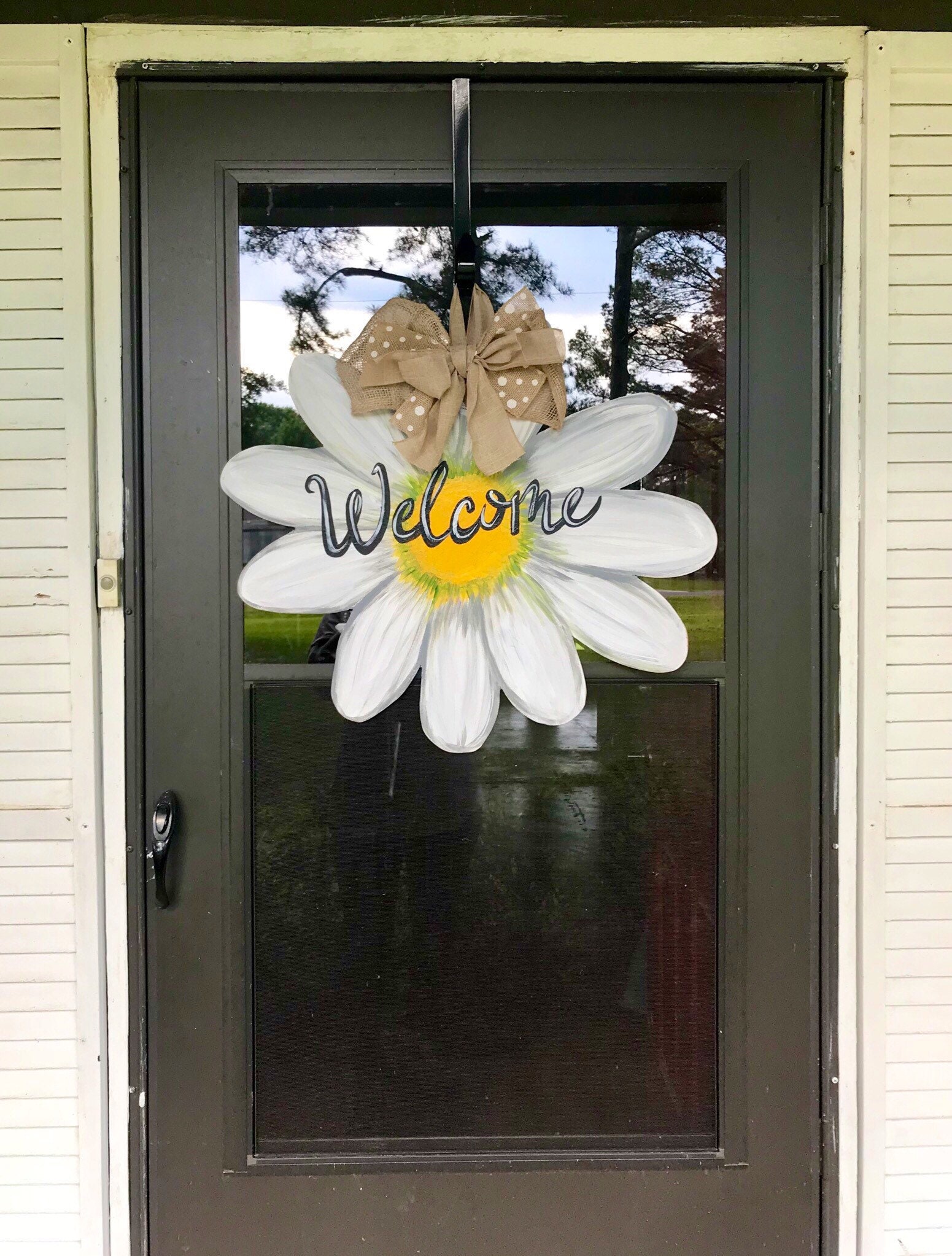 Daisy flower door hanger | Etsy