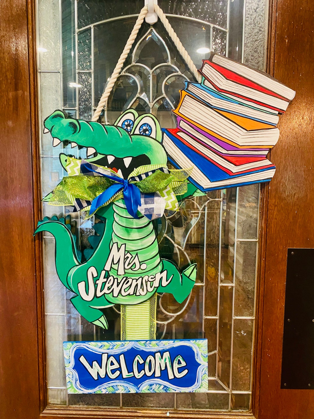 Gator Reading Book Door Hanger - Etsy