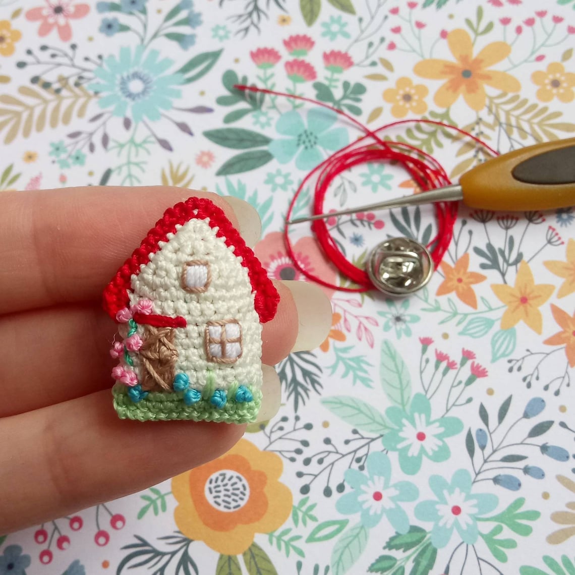 Crochet House Pin Badge, Crochet Cottage Brooch, Crochet Tiny House ...