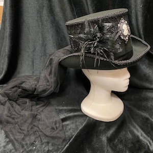 Ladies' Top Hat With Veil and Cameo | Victorian Gothic Vampire ...