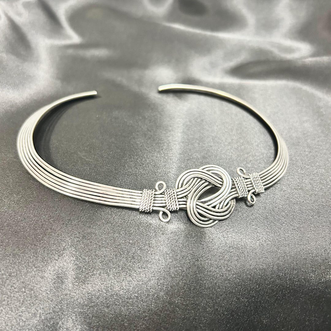 Celtic Knot Necklace Silver Tone Wire Choker Irish Renaissance Faire ...