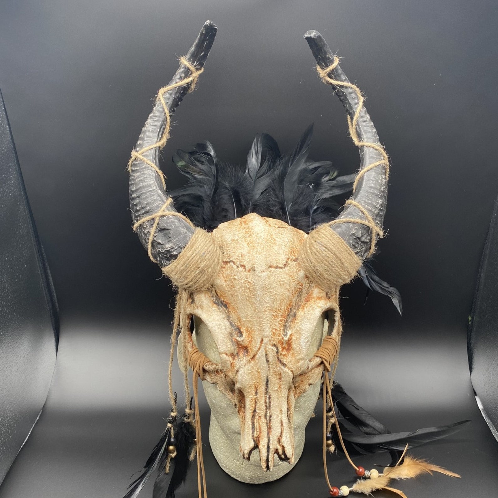 Máscara ancestral de cráneo con cuernos de demonio en cuernos | Etsy