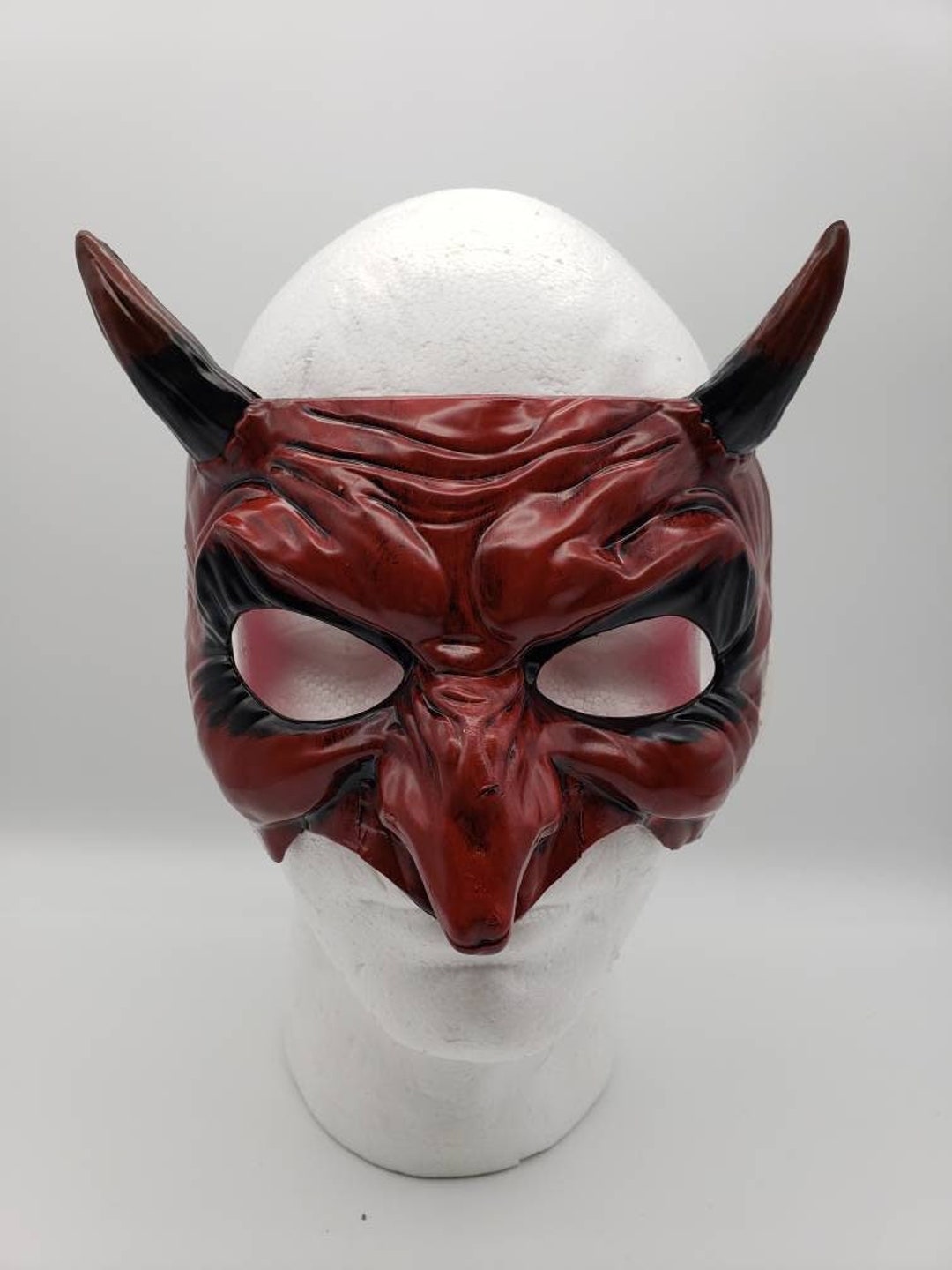 Red Devil Half Mask | Short Horns | Hard Plastic | Costume Halloween Horror Gothic Masquerade ...