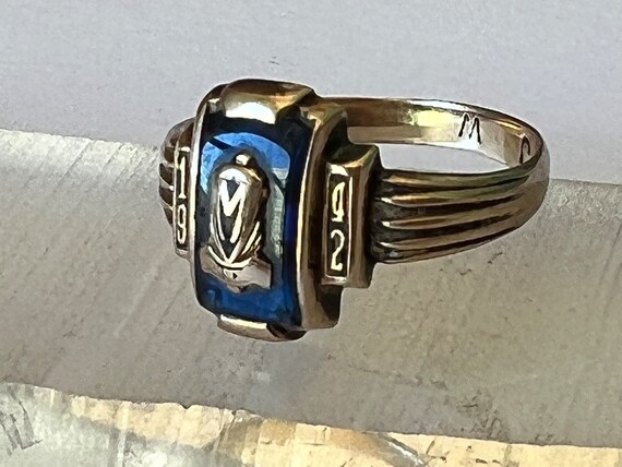 vintage class ring and - Gem