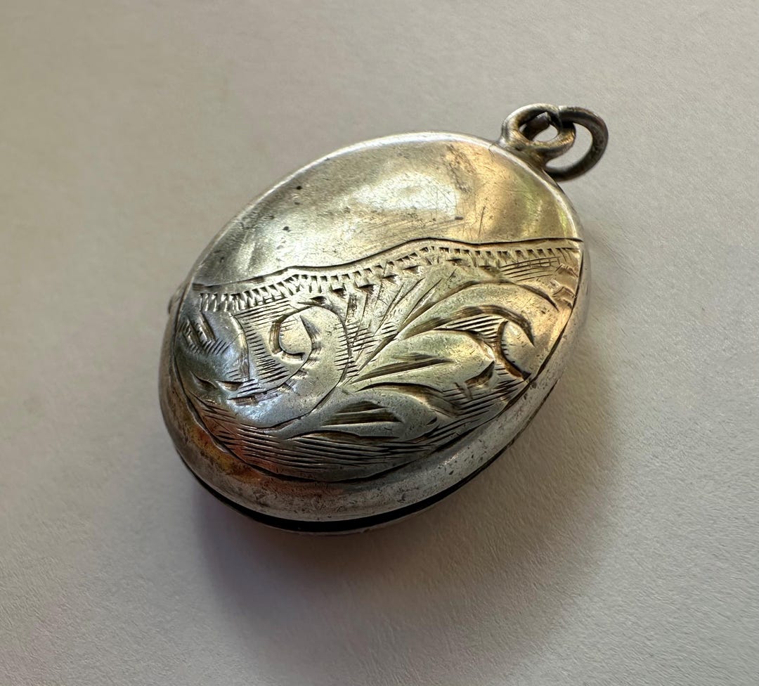 Antique Sterling Hand Chased Oval Locket - Etsy