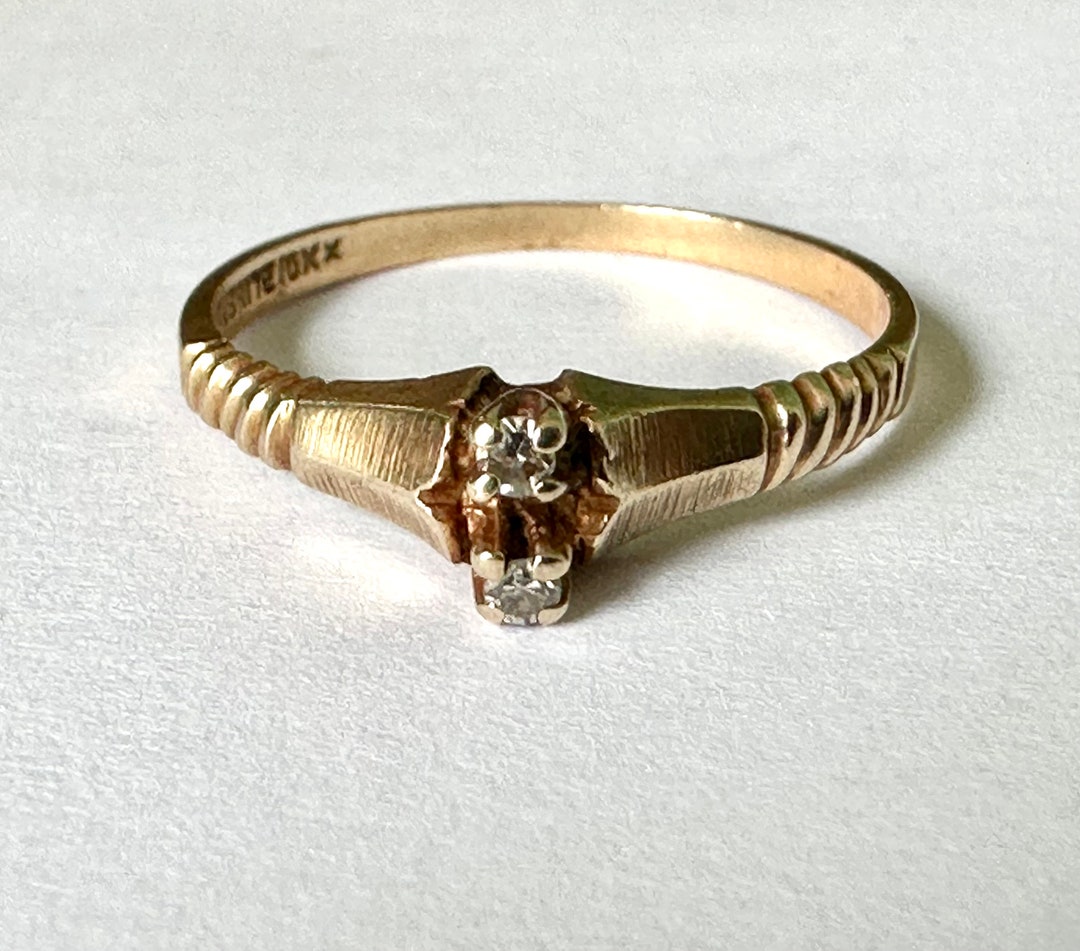 Vintage 10k Gold Two Diamond Ring, Size 6.25 - Etsy