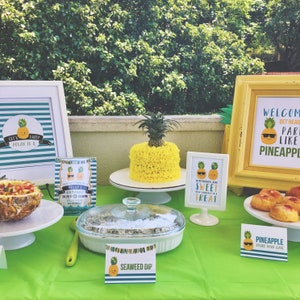 Pineapple Welcome Sign, Pineapple Party, Summer Party Decor, Pineapple ...