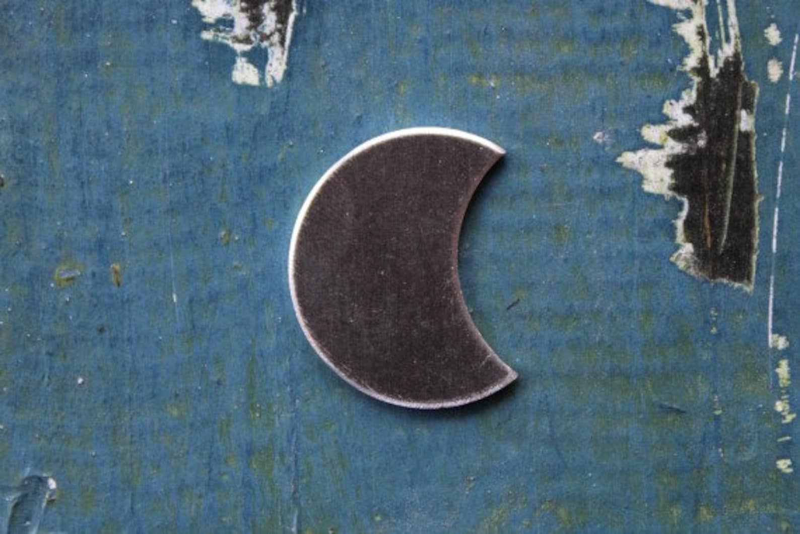 Aluminum Crescent Moon 18G Deburred Stamping Blank - 1" - Thick Gauge ...