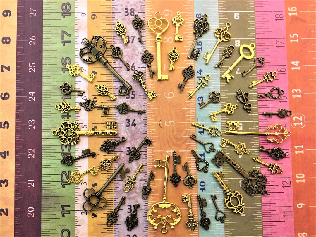 120 Skeleton Keys Vintage Antique Necklace Steampunk Charms Crafts ...