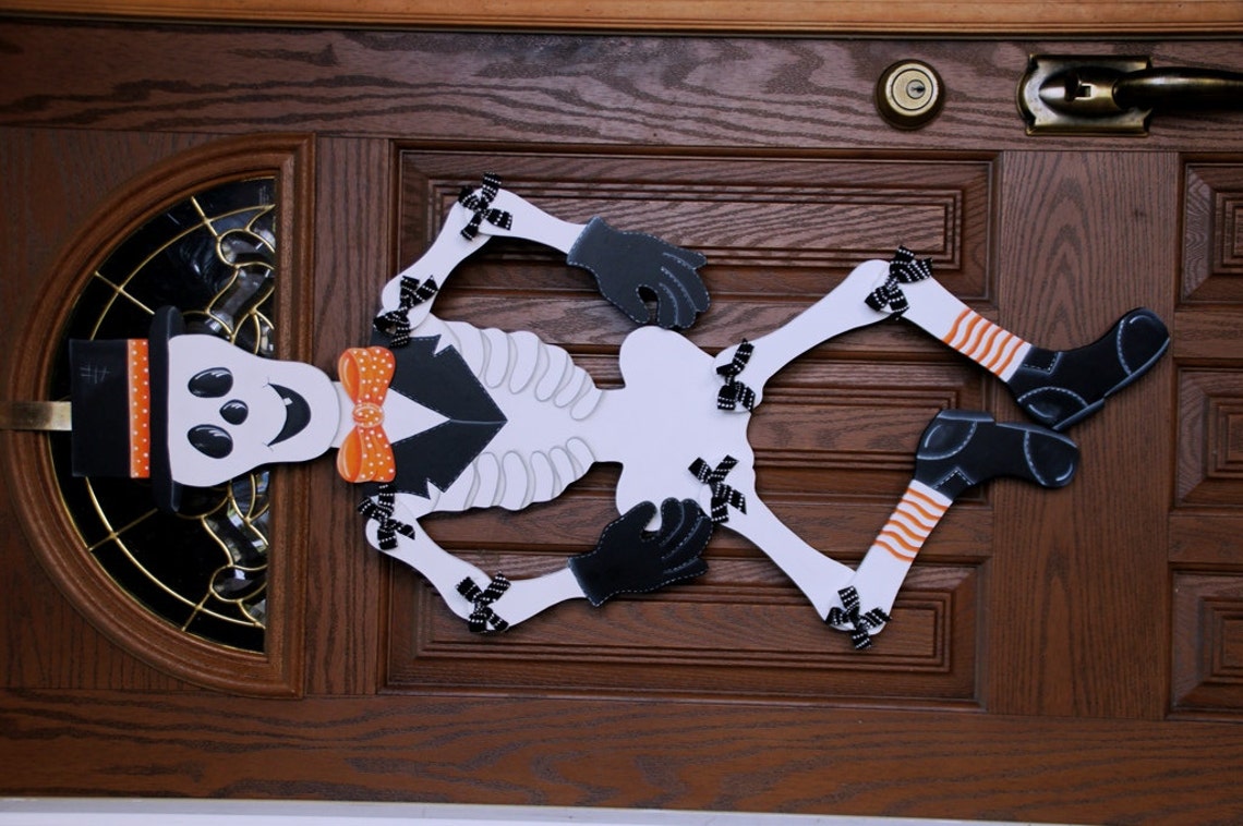 Sam the Dancing Skeleton Wood Halloween Door or Wall Hanging - Etsy