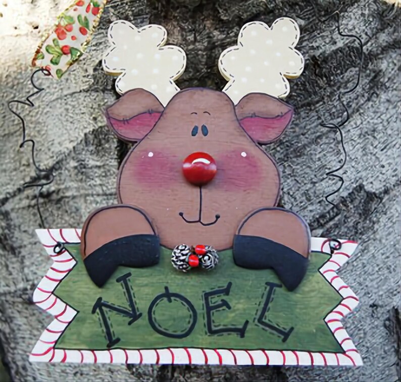 Rudolph Hanging Christmas Sign Decoration - Wreath Decoration ...