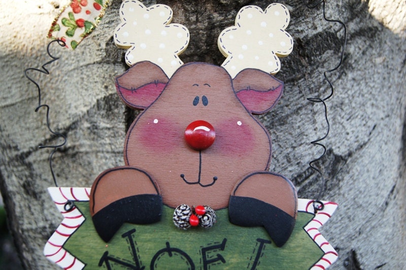 Rudolph Hanging Christmas Sign Decoration - Wreath Decoration ...