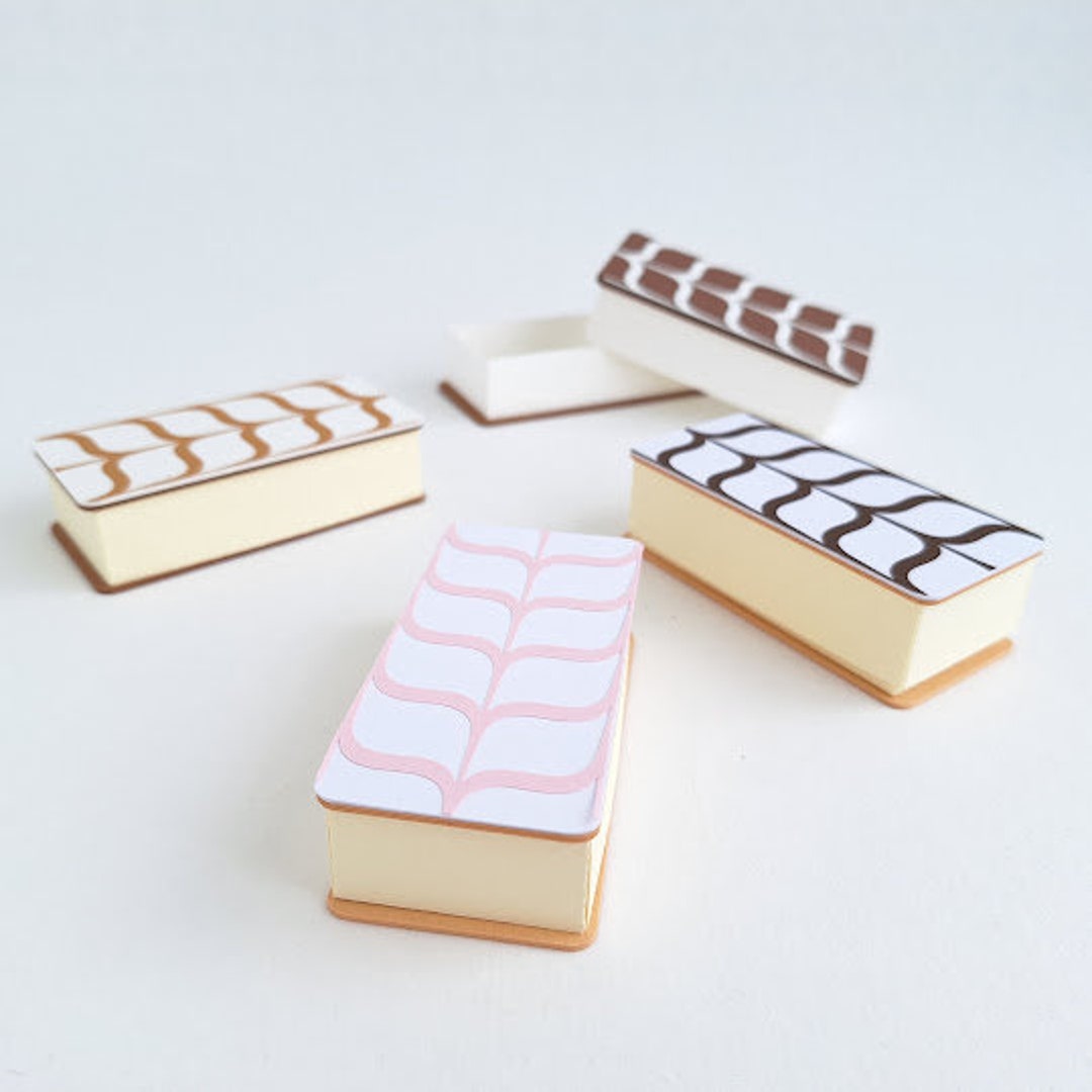 Bakewell Tart Gift Boxes SVG Cut File / Wedding Favour / DIY Treat Box ...