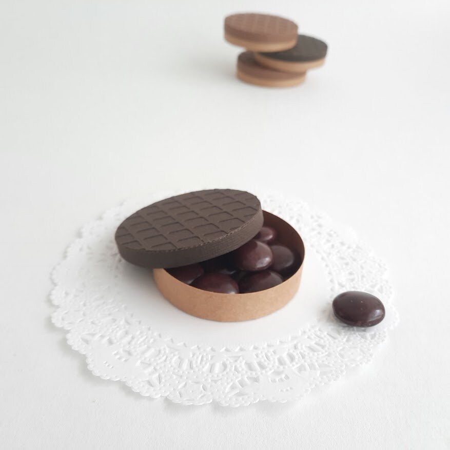 Chocolate Cookie Boxes SVG Cut File / Wedding Favour / DIY Treat Box ...
