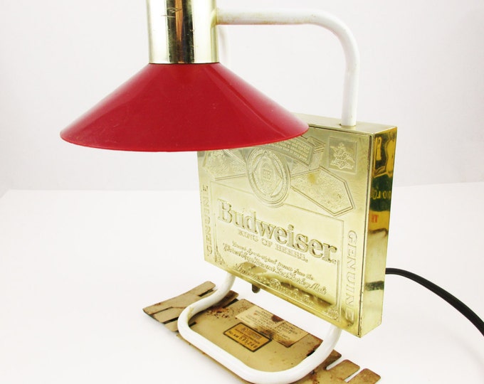 Bar Light - Retro 'budweiser' Beer Sign - Lamp With Round Red Shade ...