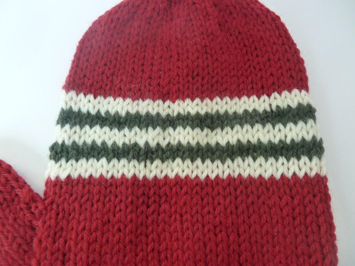 Oversized Knitted Christmas Mitten Pattern - Etsy