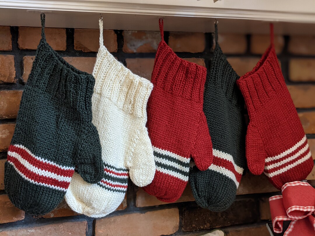 Oversized Knitted Christmas Mitten Pattern - Etsy