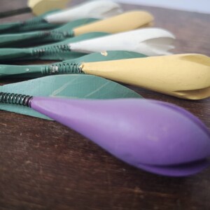 Swedish Vintage Hand Carved Wooden Crocus Set of 5 SPRING Home Garden ...