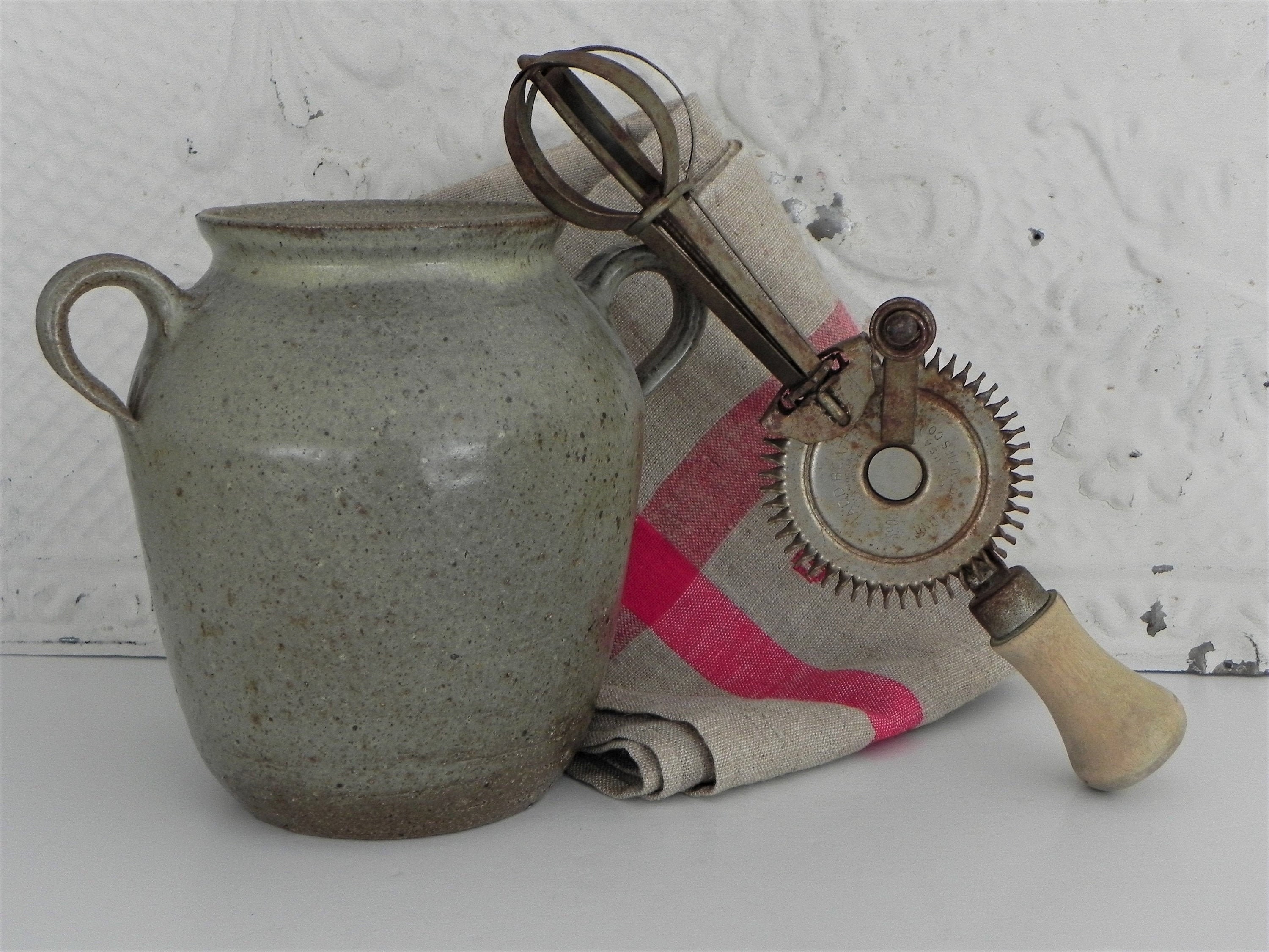 ANTIQUE // French Farmhouse Hand Mixer // Rustic 1920s Egg - Etsy