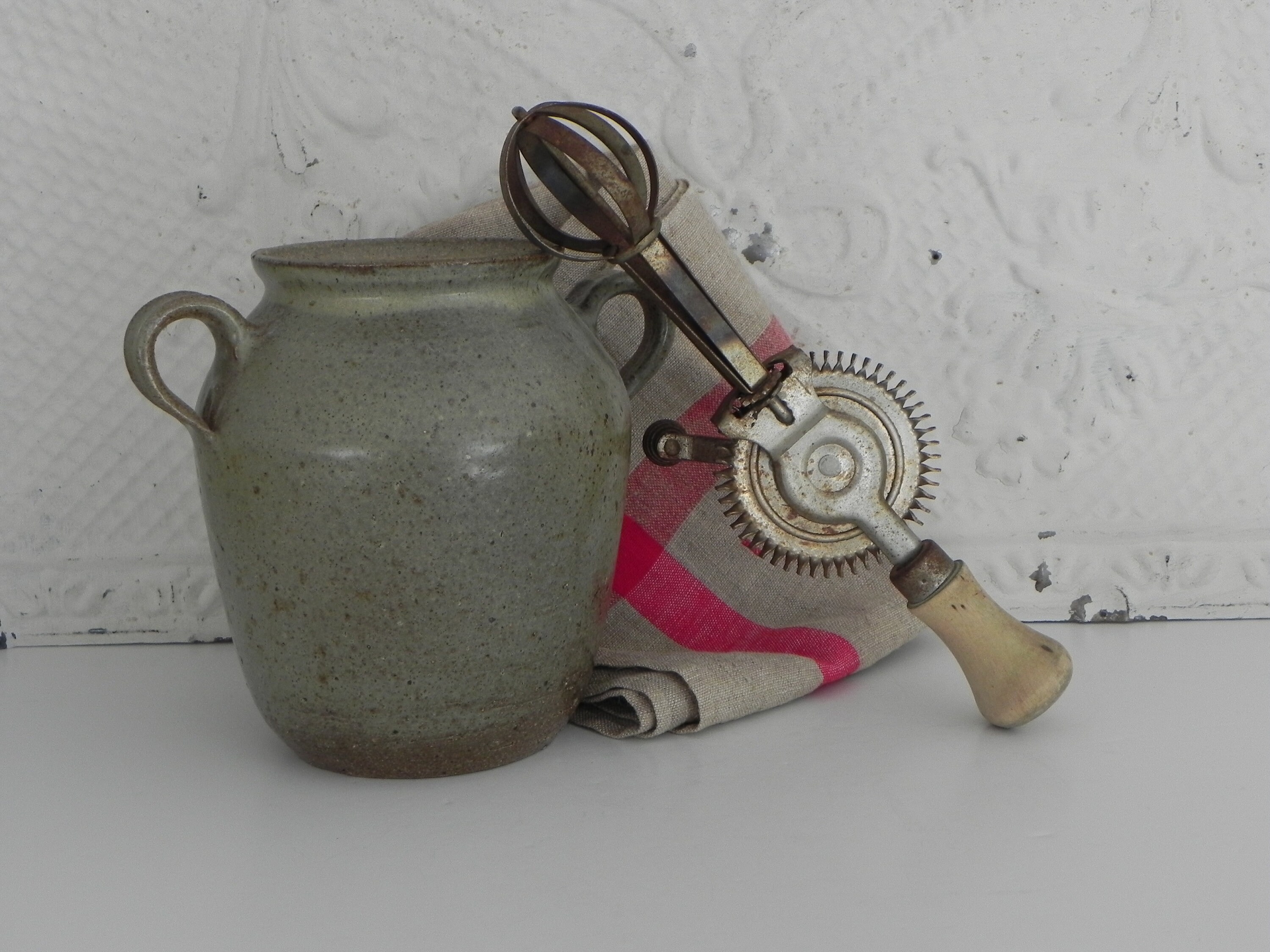 ANTIQUE // French Farmhouse Hand Mixer // Rustic 1920s Egg - Etsy