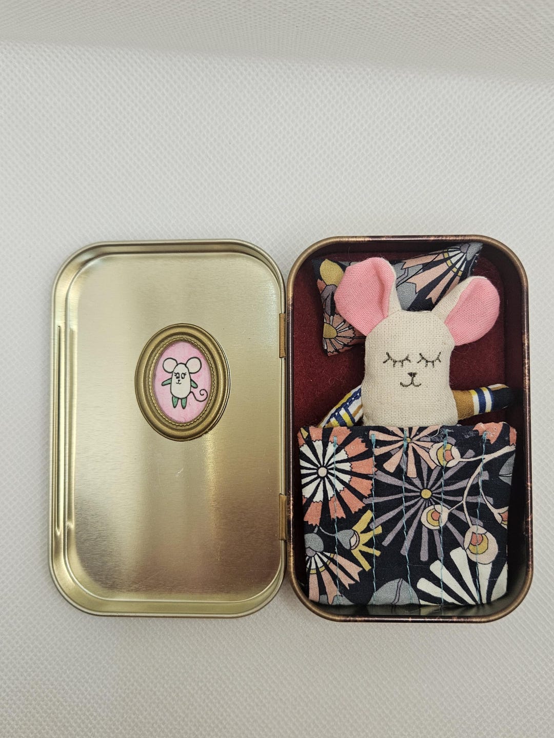 Tin Mouse - Miniature Mouse in a Tin - Etsy