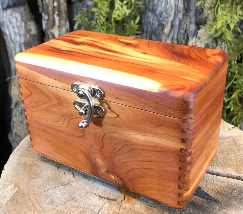 In-stock: Small Aromatic Cedar Wood Box, CB20-7 - Etsy