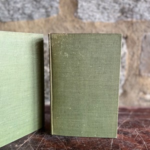 Works of Thackeray Shabby Green Cloth Bindings With Floral Gold Design ...