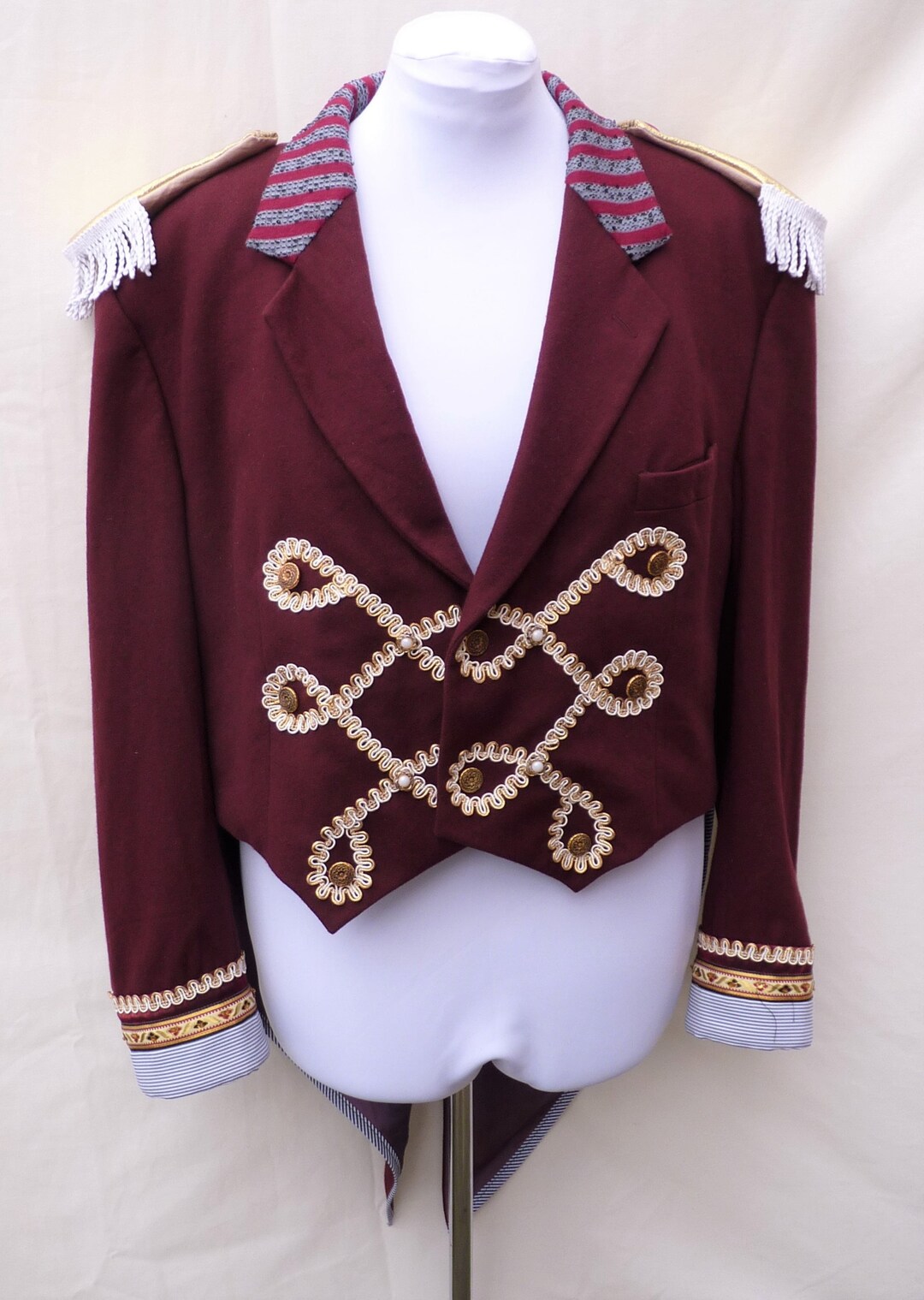 Mens Extra Large , Upcycled Red Ringmaster Tailcoat Jacket /circus ...