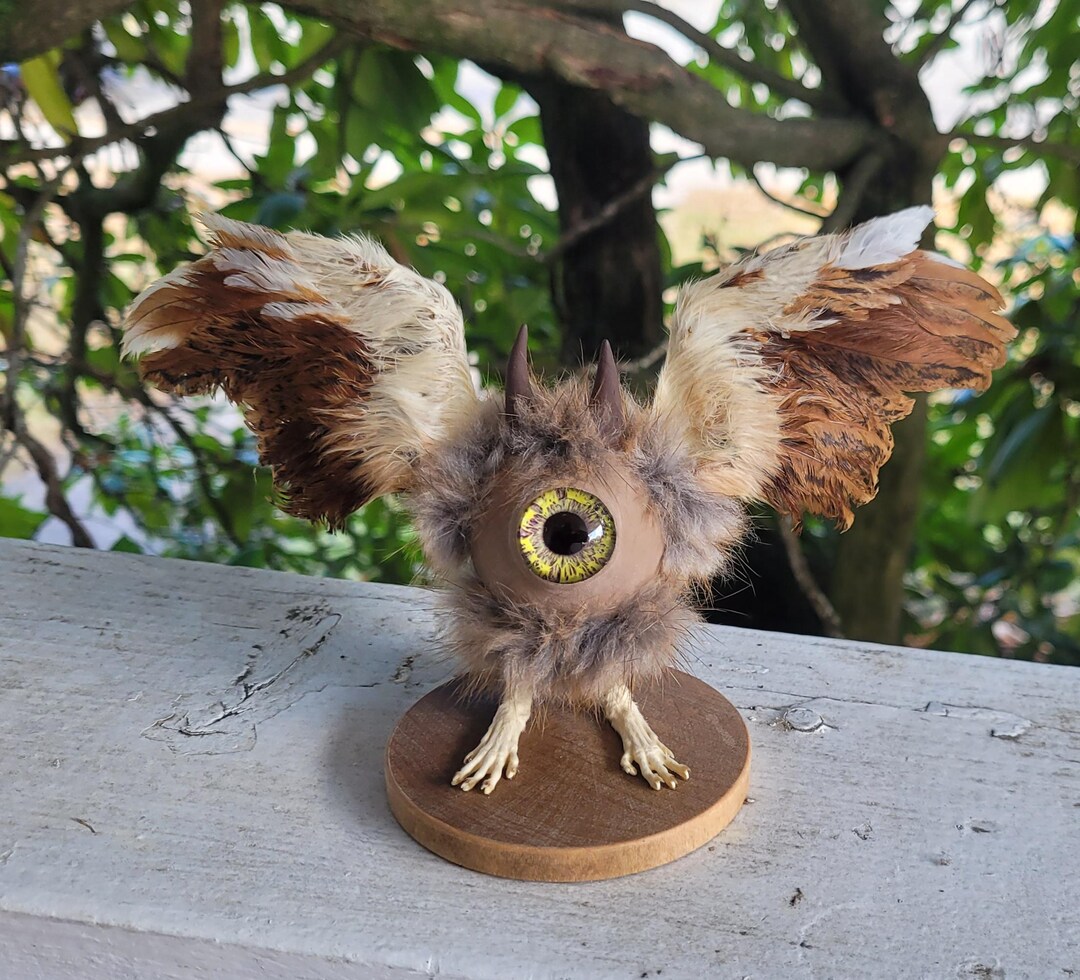 Flying Fantasy Taxidermy Sculpture Creature. Optopod. Creepy Cute ...
