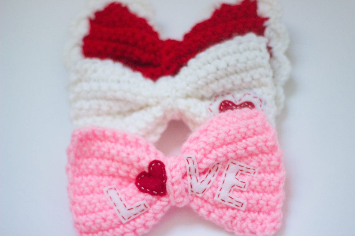 Valentine's Day Bows/ Heart Bows/ Crocheted Bows/ Love Bow/ Valentine ...